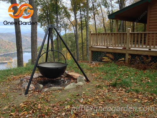 Corten Barbecue GN-BBQ-207 Hemisphere Steel Cauldron Tripod Hanging BBQ ...